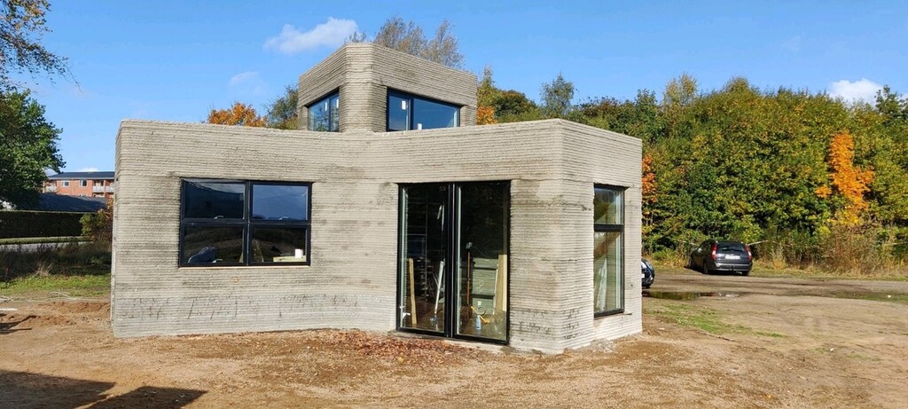 3D PRINTED TINY HOUSE